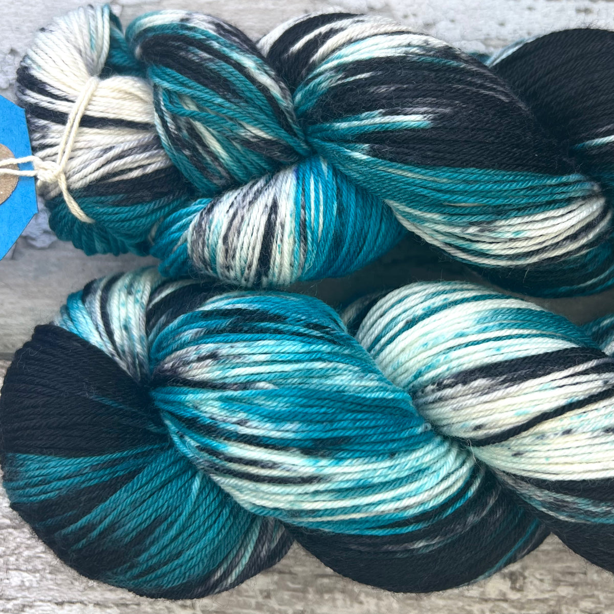 Magpie, merino nylon sock yarn – Mothy and the Squid
